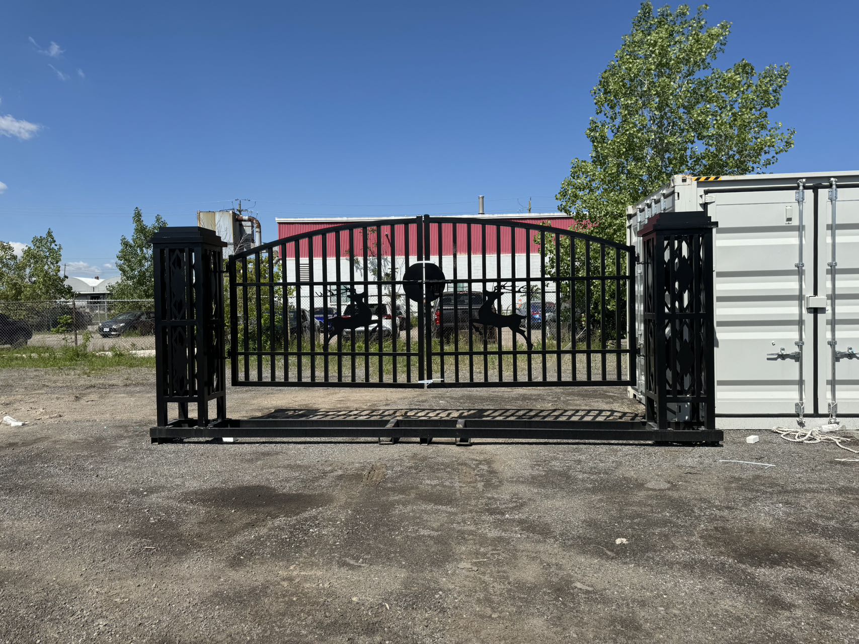 20' Iron Gate - Gate pier design – Chery Industrial Canada